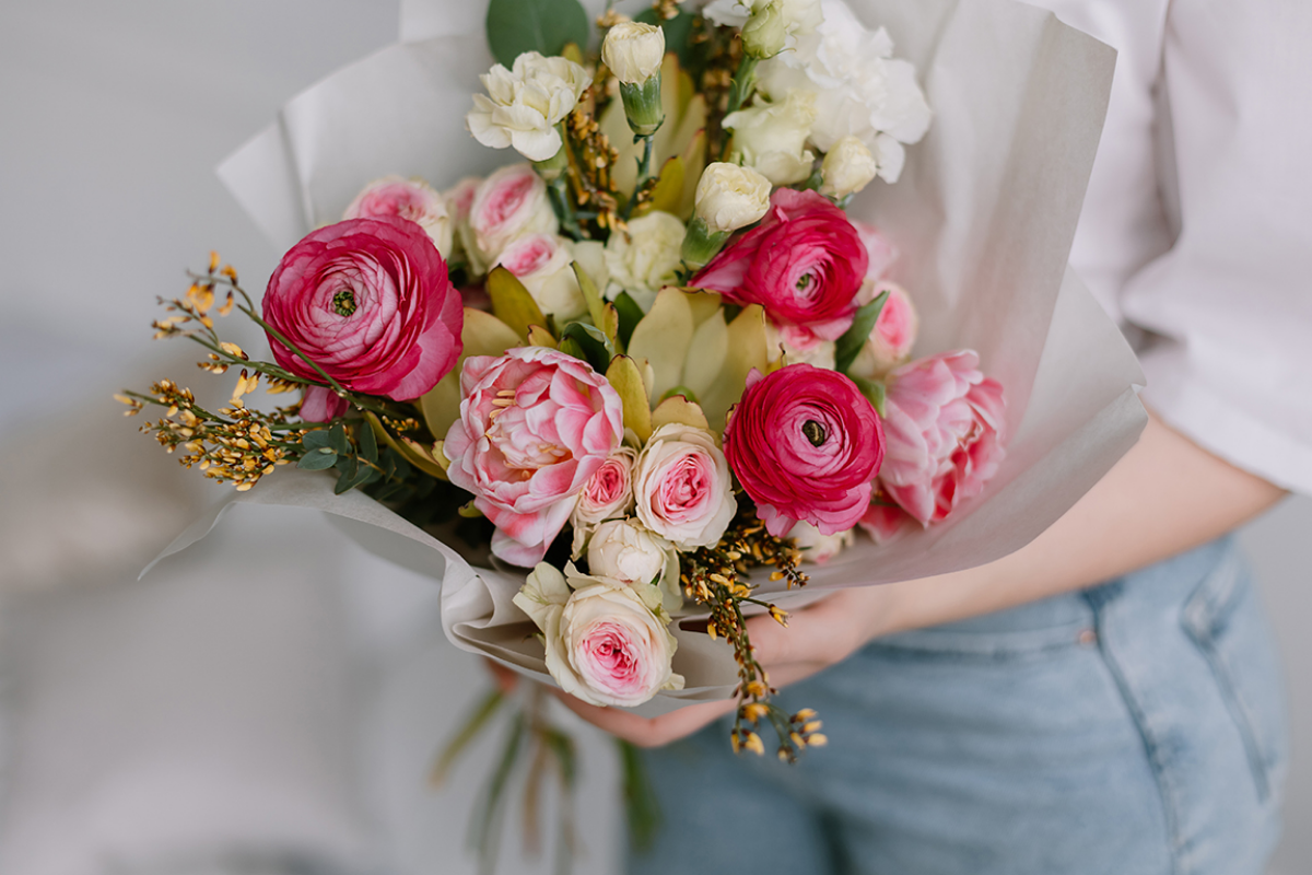 Petal Whisperers: Unlock the Secrets of Your Soul Through Flower ...